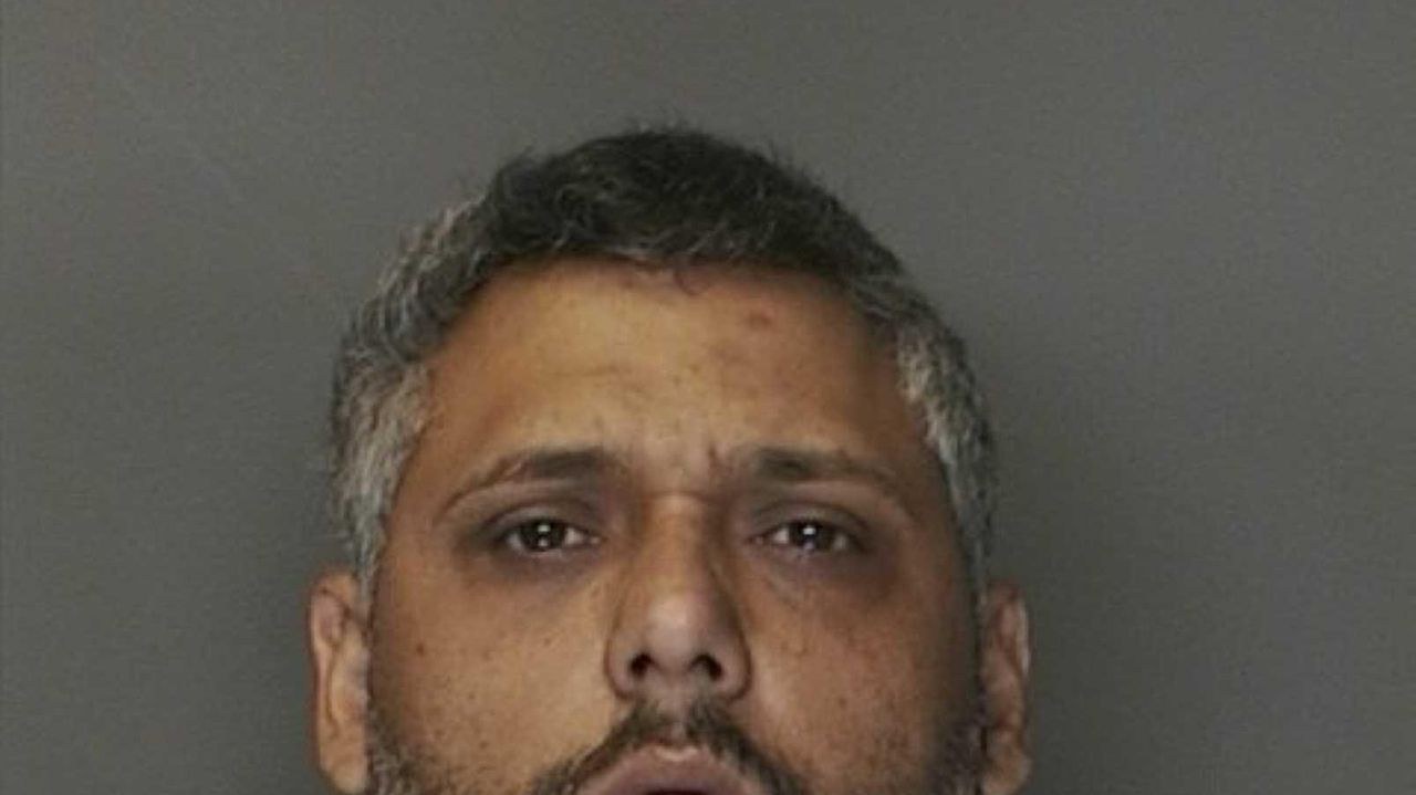 Ex-Lindenhurst man sentenced in home-improvement scam - Newsday