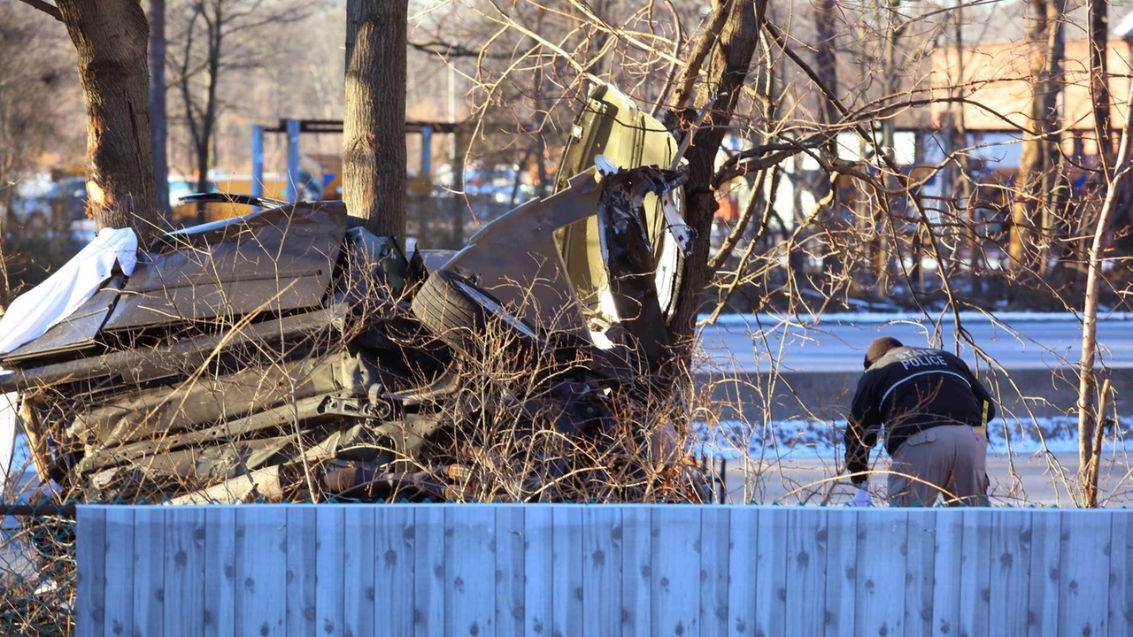 Three who survived Southern crash still critical - Newsday