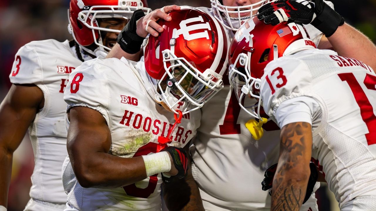 No. 2 Indiana moves to 12-0, earns Big Ten title game spot with 56-3 ...