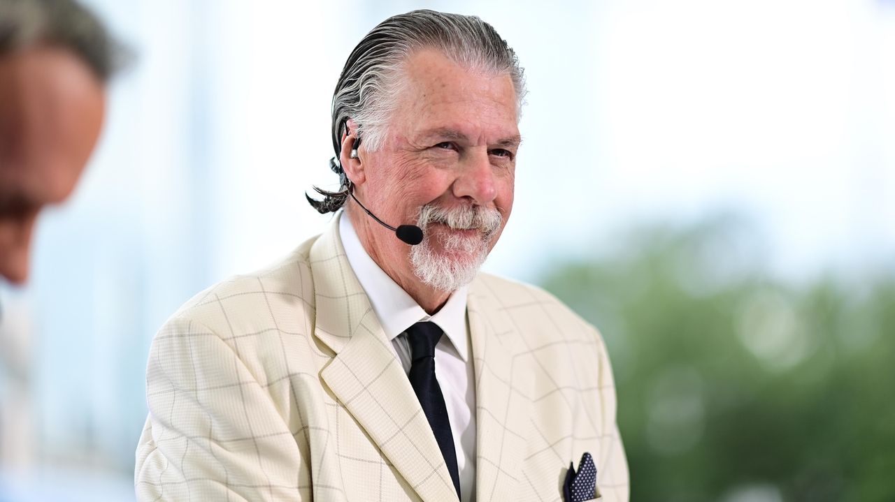 Barry Melrose leaving ESPN after Parkinson's diagnosis - Newsday