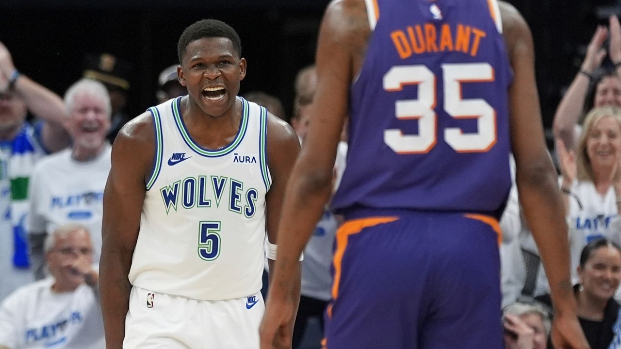 Anthony Edwards gets the best of his favorite player Kevin Durant in Timberwolves' win over Suns ...