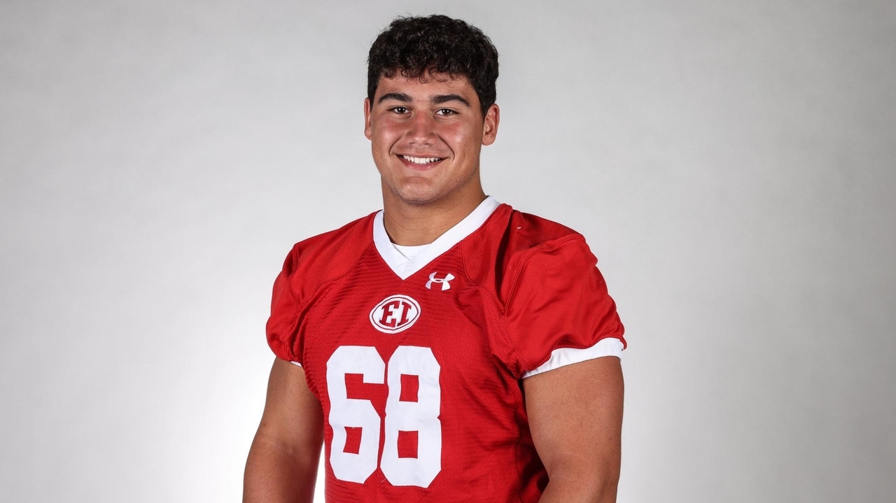 East Islip lineman Sebastian Regis will play for Stony Brook - Newsday