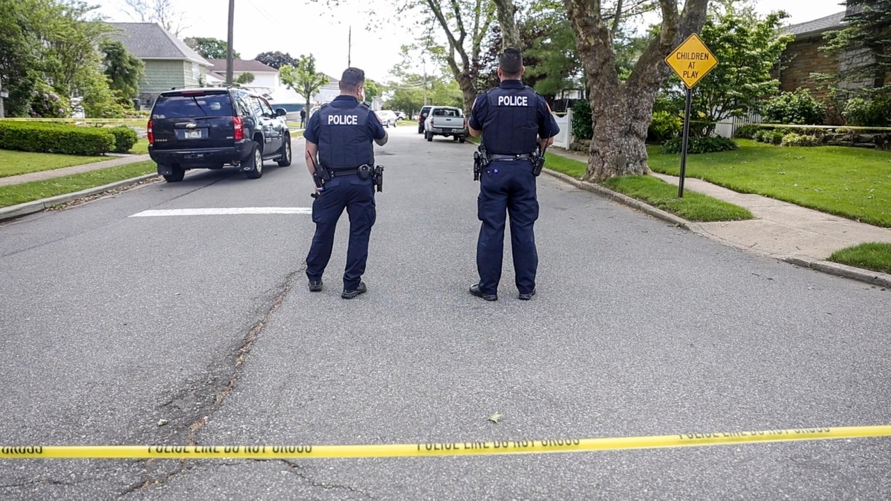 Nassau police arrest woman, 22, in connection with fatal stabbing of 28 ...