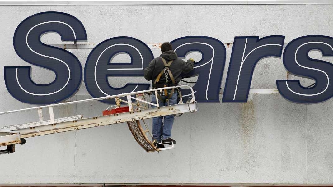 Sears to spin off some stores, reports 4Q loss - Newsday