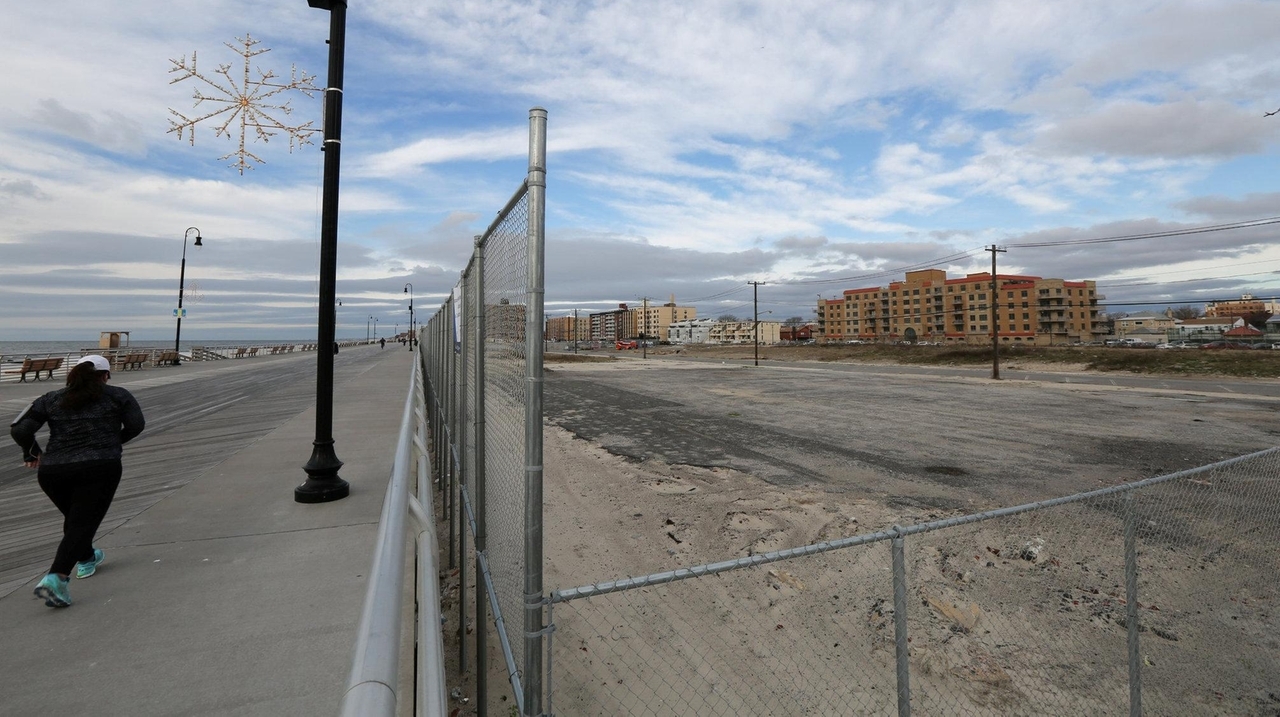 One step forward, one step back for Long Beach Superblock project - Newsday