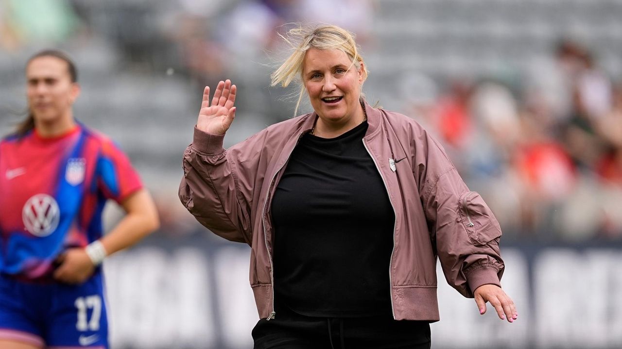 Coach Emma Hayes makes successful debut with US women's national team ...