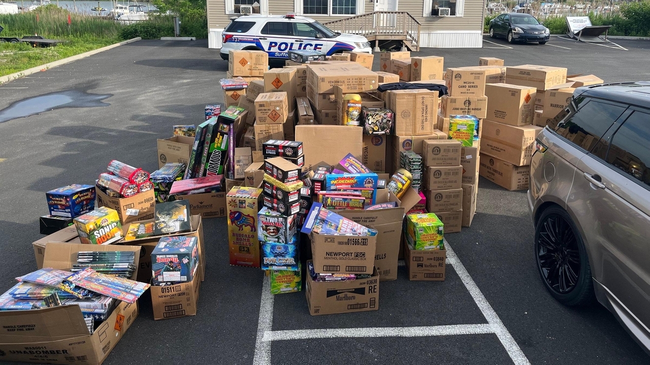 Two Women Charged With Selling Illegal Fireworks In Mastic Store Newsday