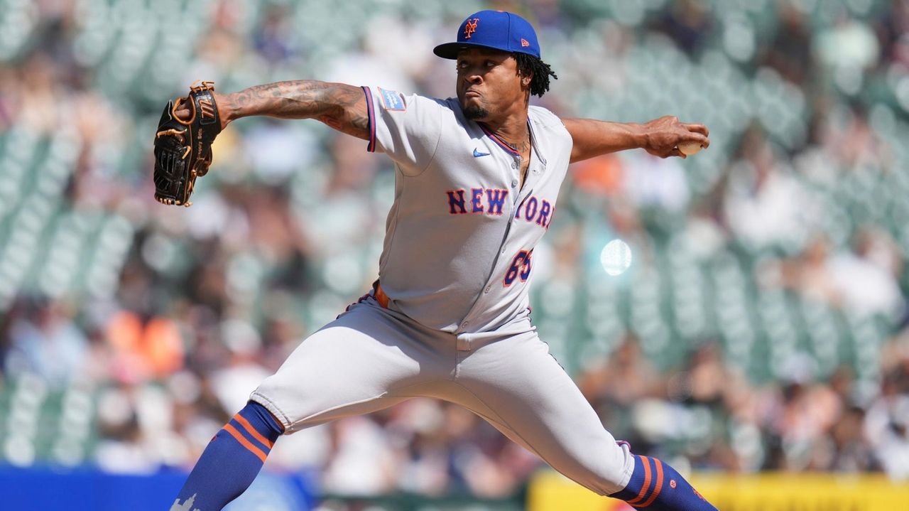 Mets' Carlos Mendoza seeks winning formula, but chemistry can be lacking - Newsday