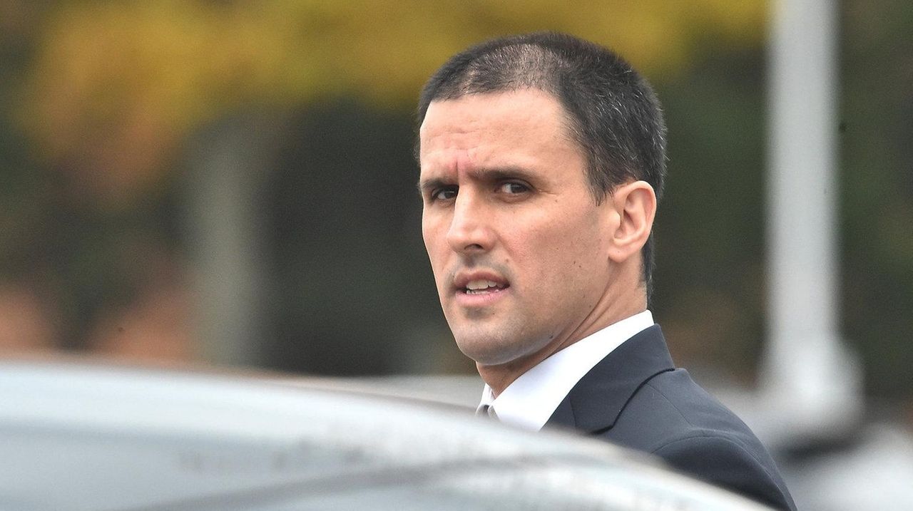 Elmhurst man pleads guilty to operating drug house in Mastic - Newsday