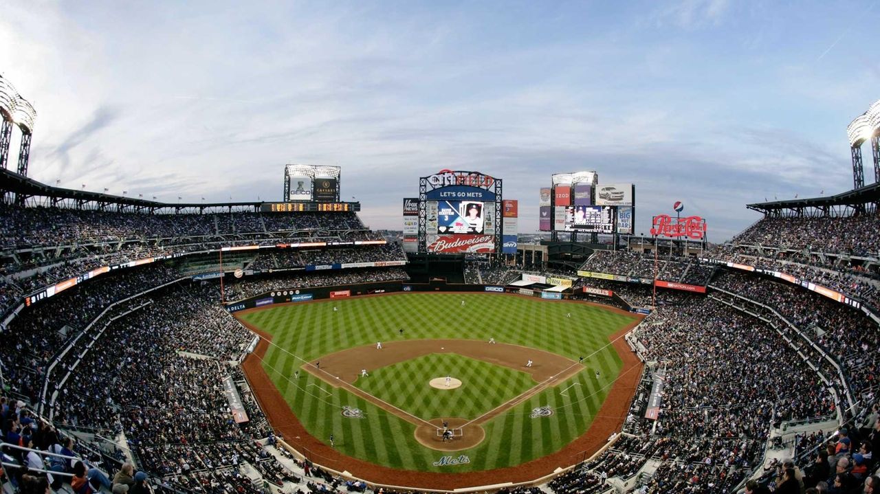 Mets looking at bridging the gap in Citi Field's vast rightcenter field ...