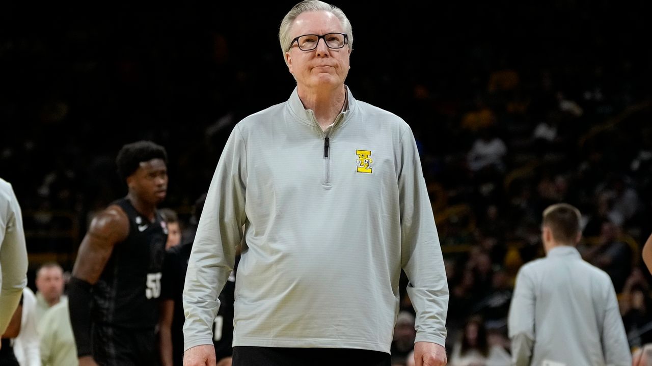 Hawkeyes' worst season in 7 years prompts firing of Fran McCaffery ...