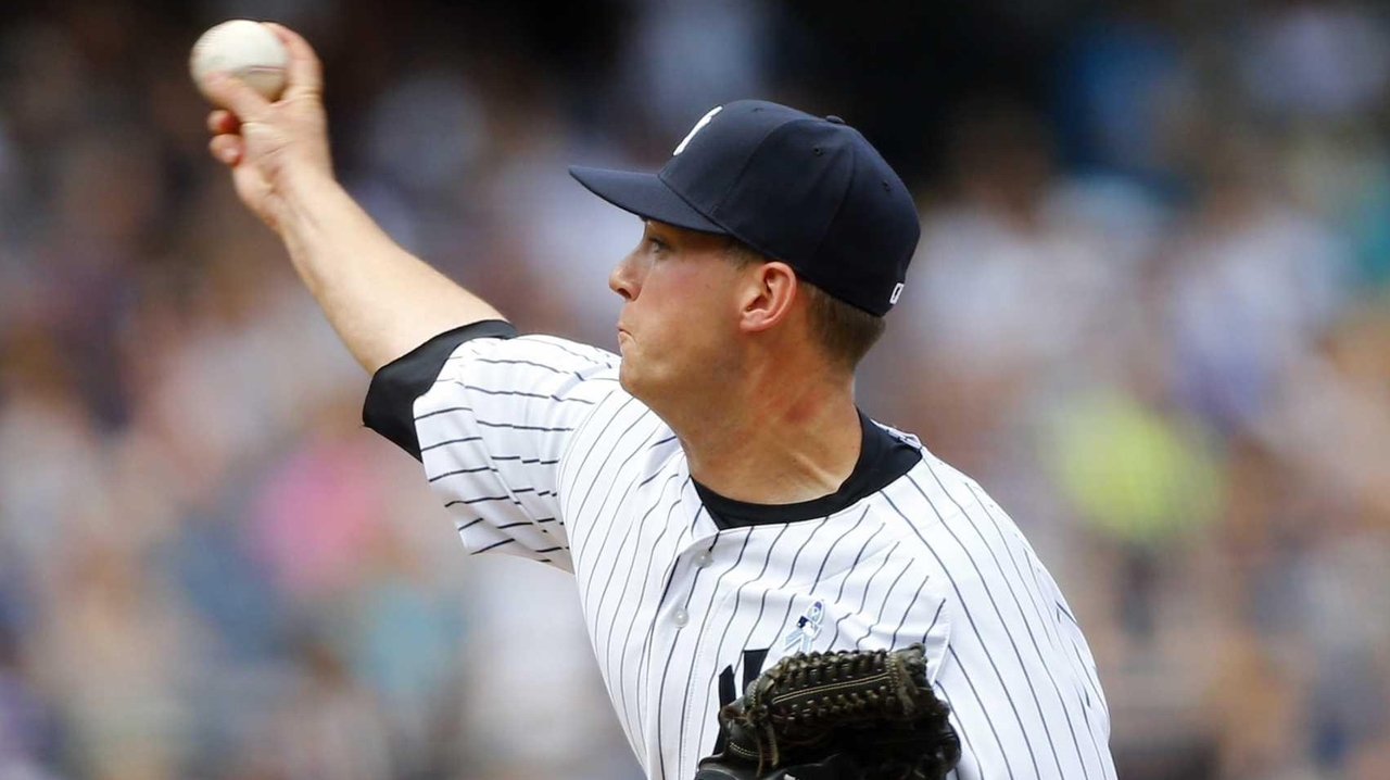 Rocky Point's Danny Burawa debuts for Yankees - Newsday