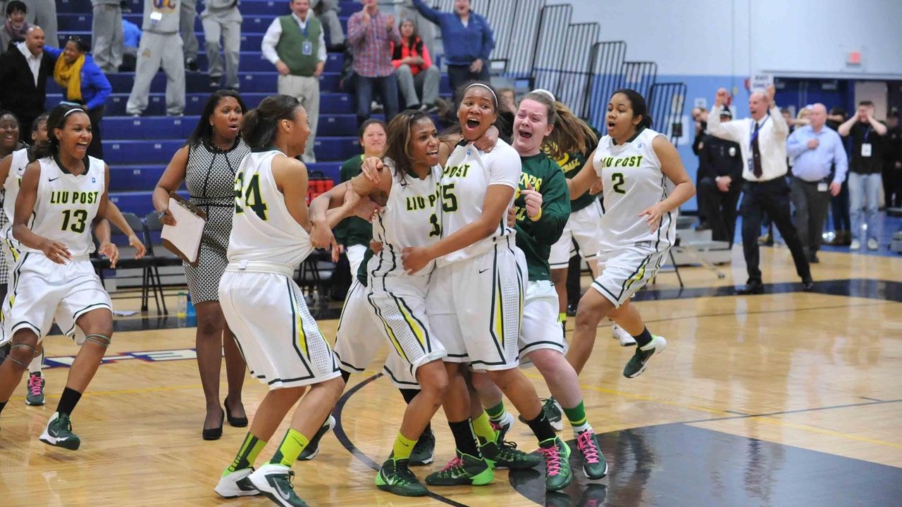 LIU Post women edge Adelphi on Shayna Gatling's block - Newsday