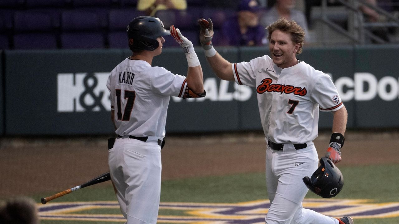McDowell, Turley power Oregon St. past Sam Houston, 18-2 in Baton Rouge ...
