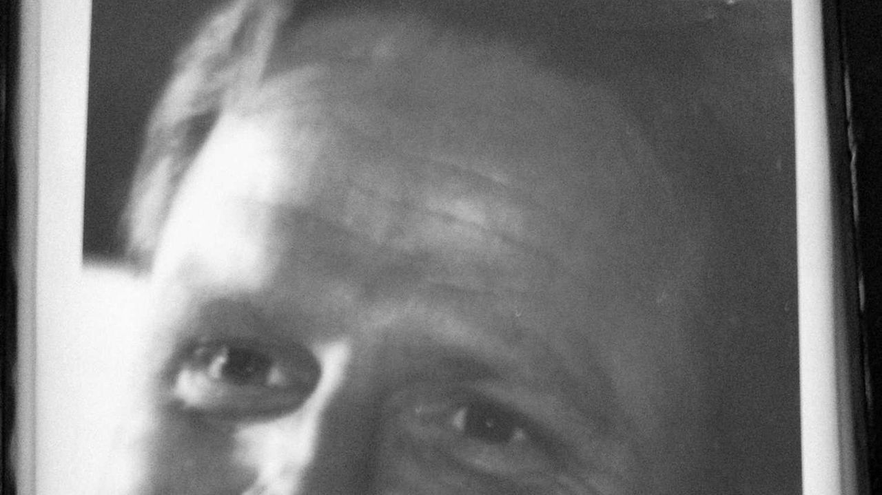 Thomas McLaughlin, Levittown native, dies - Newsday