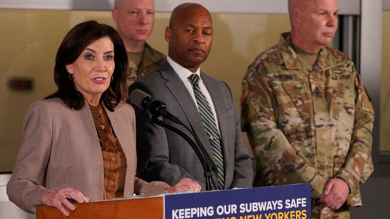 Gov Hochul Will Deploy 1 000 Cops National Guard Troops To Nyc