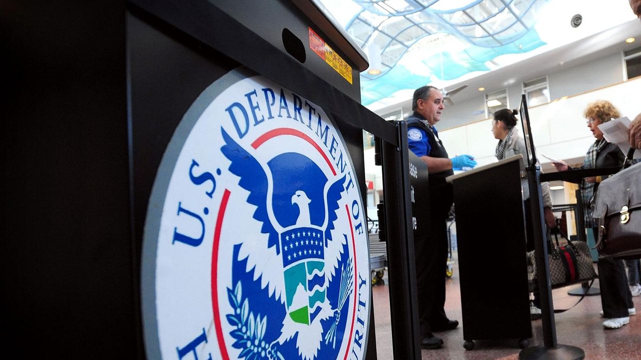 New TSA rules take flight with LI airport passengers - Newsday