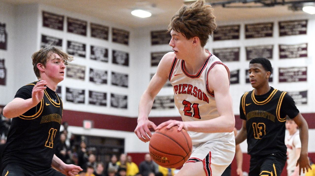 Aven Smith, Luke Seltzer energize Pierson's win over Bridgehampton ...