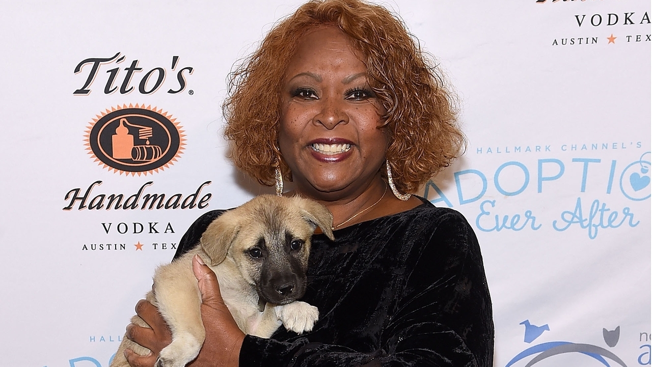 Robin Quivers tell Howard Stern she's cancer-free - Newsday