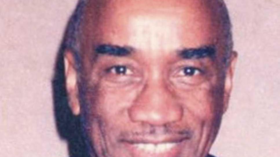 Doctor, activist Arthur Risbrook dies - Newsday