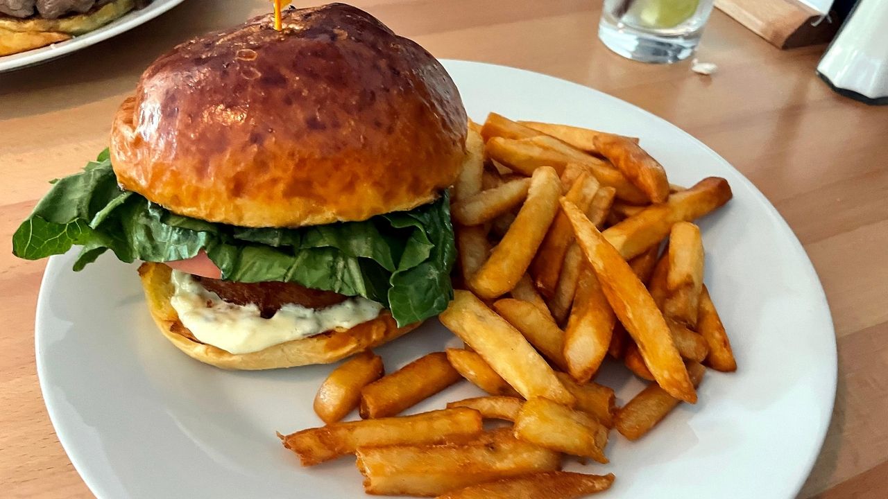 Watermark restaurant in Wading River opened by father-son - Newsday