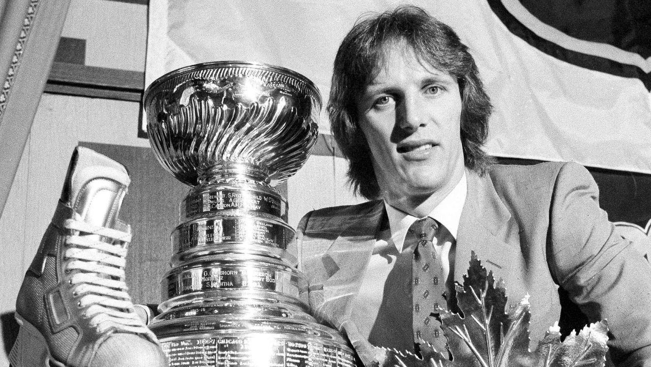 Photos: Mike Bossy through the years - Newsday