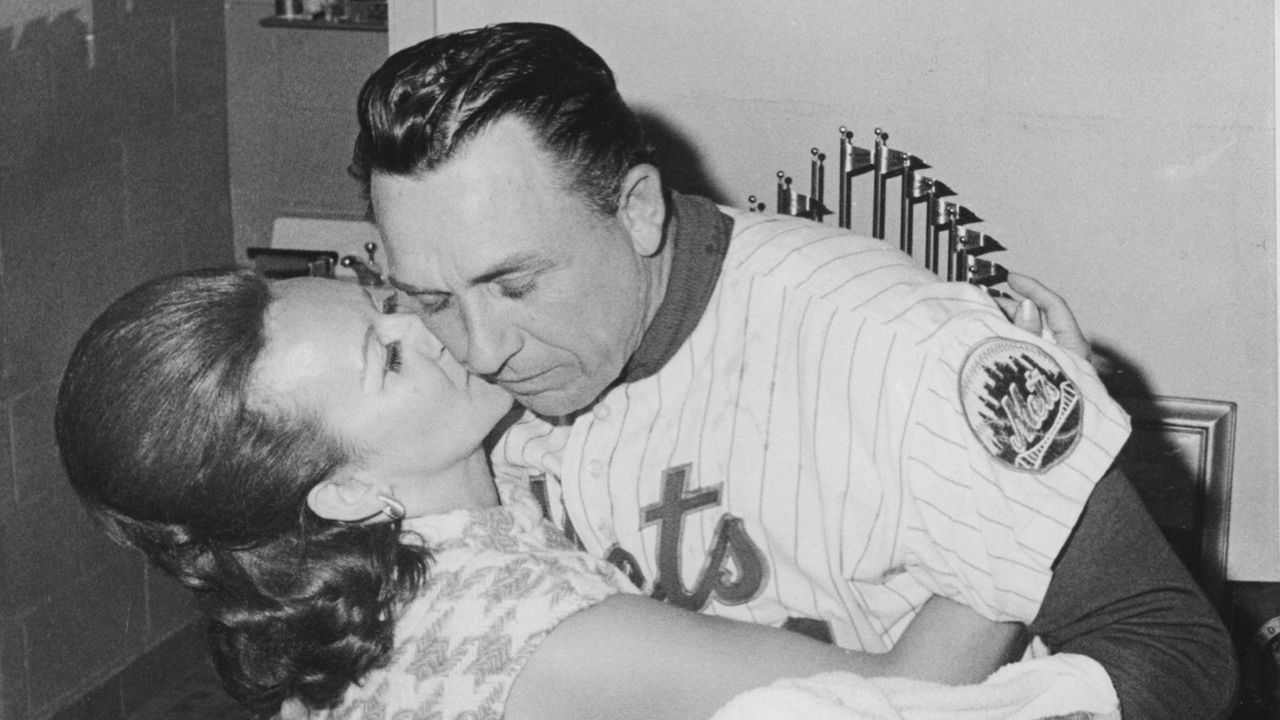 Joan Hodges, widow of Hall of Famer Gil Hodges, dies at 95 - Newsday