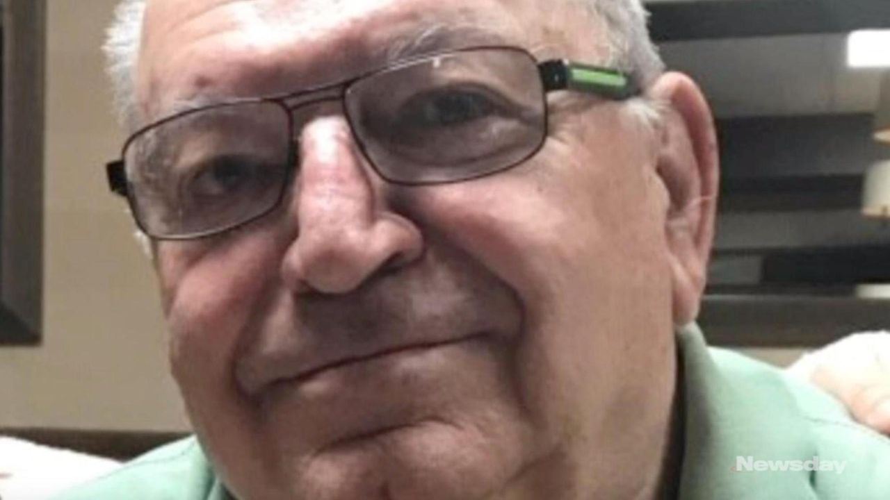 Nick Apostolides of West Babylon: Well-respected youth soccer referee ...