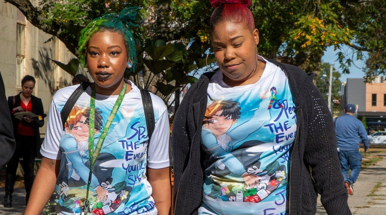 5 teens plead not guilty to assault charges in fatal Oceanside stabbing ...