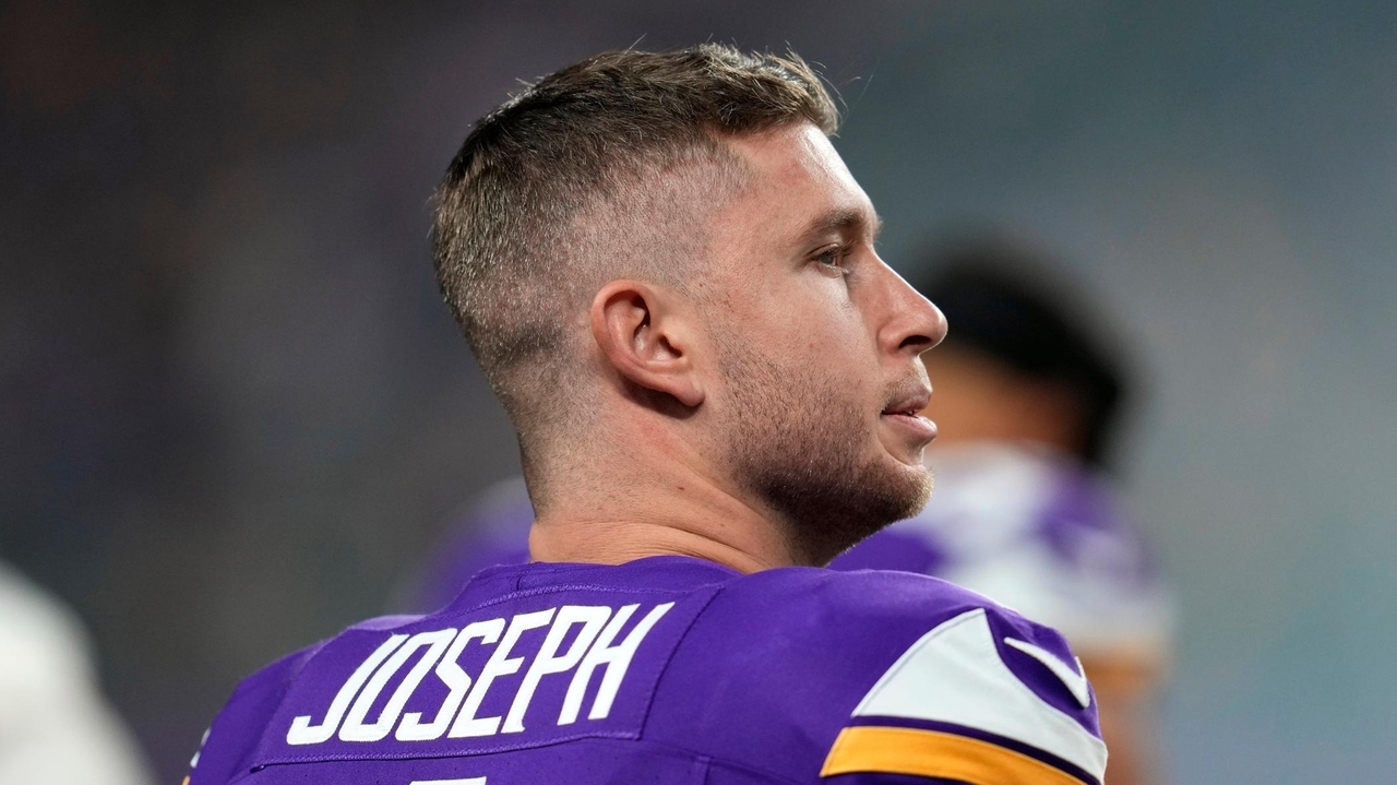 Packers sign former Vikings kicker Greg Joseph to provide competition ...
