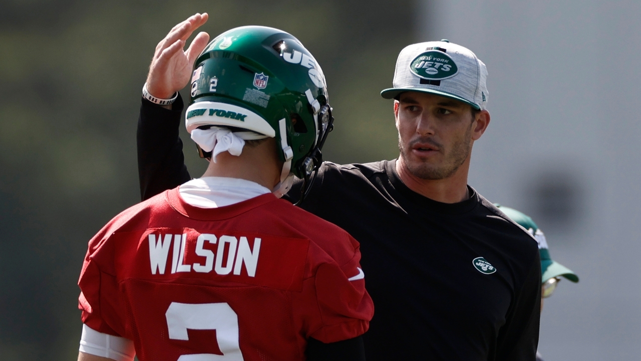 Jets have confidence in LI's Calabrese - Newsday