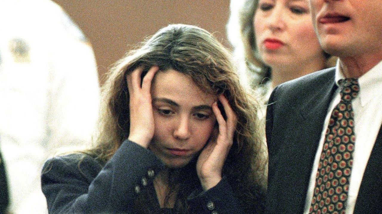 Relive the Amy Fisher story 25 years later - Newsday
