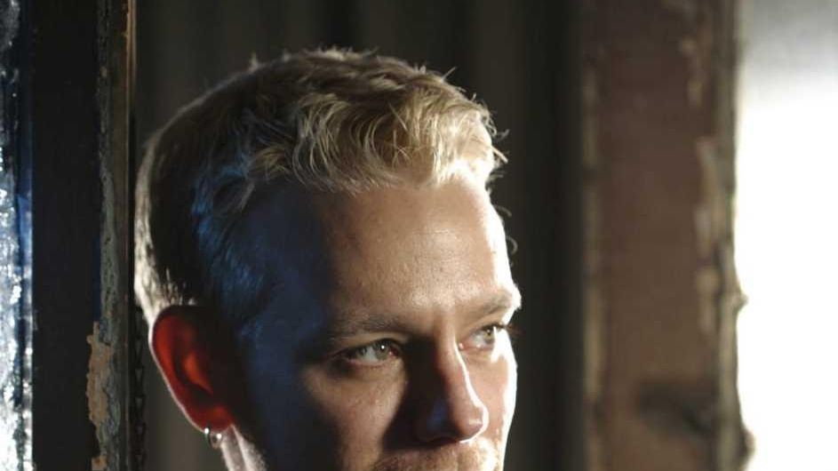 Fast Chat: Adam Pascal rocks 'Memphis' - Newsday