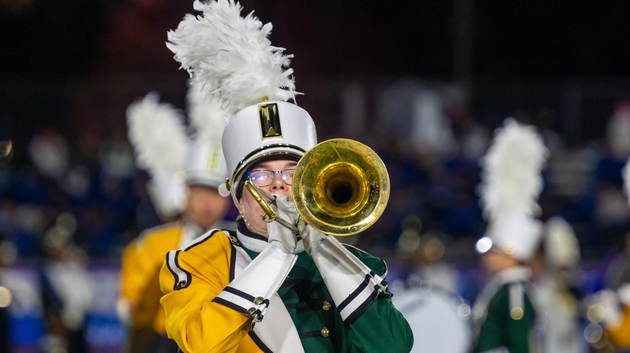 Newsday Marching Band Festival 2022: Ward Melville - Newsday