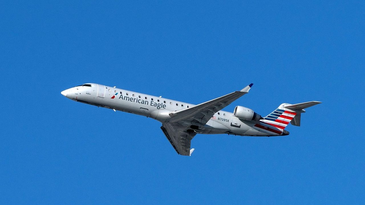 What to know about the Bombardier CRJ700, the jet involved in deadly D ...
