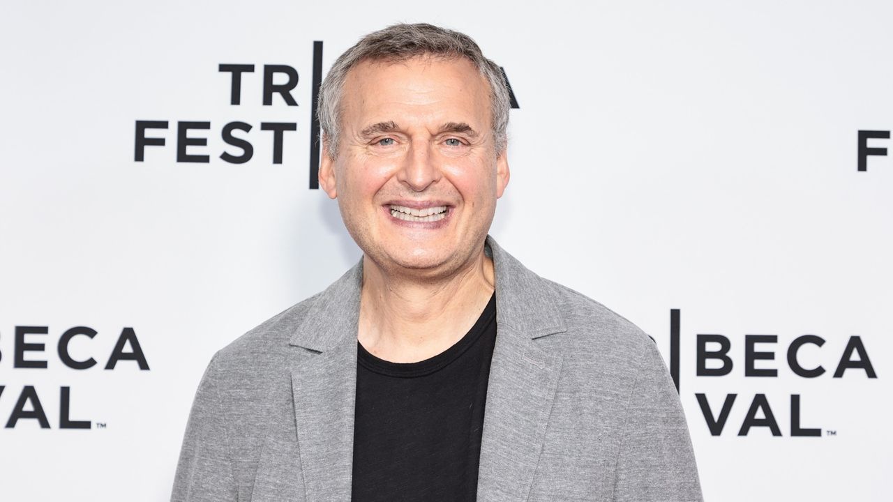 Phil Rosenthal on 'Raymond,' Hofstra and his Netflix food show - Newsday