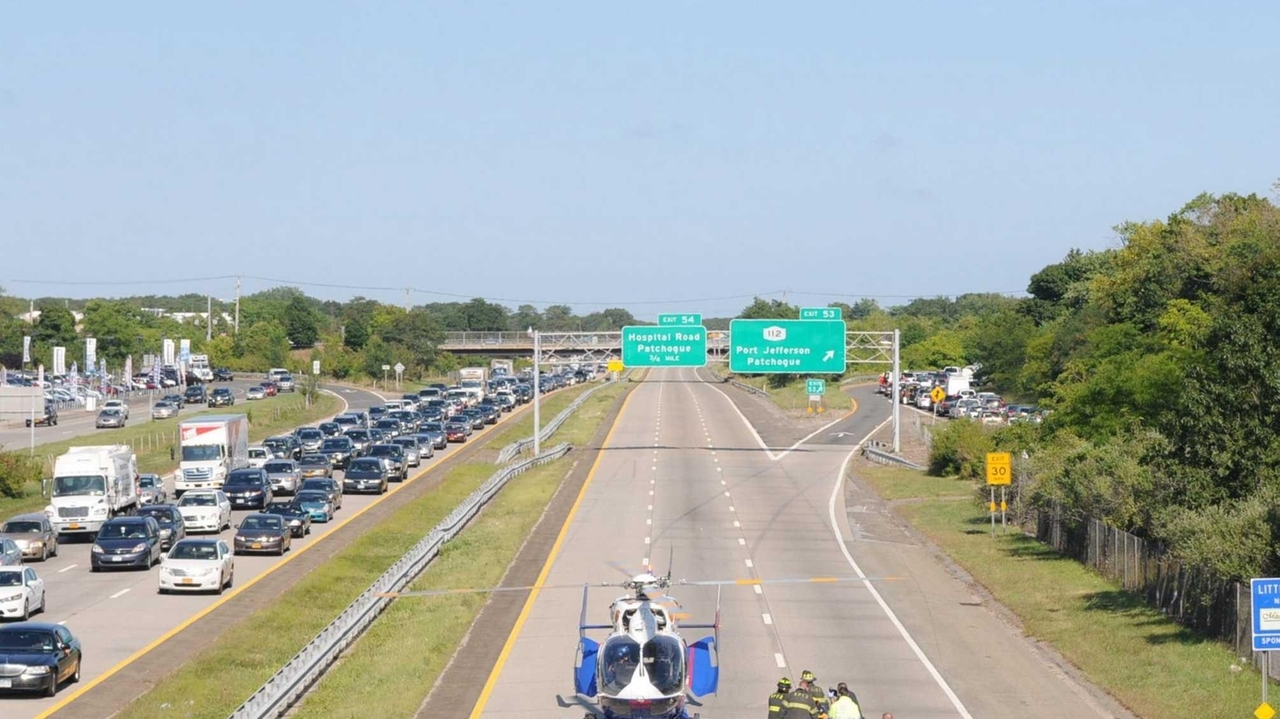 Motorcyclist killed in Patchogue crash - Newsday