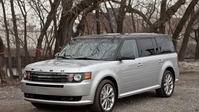 2011 Ford Flex Titanium a stylish minivan alternative - Newsday