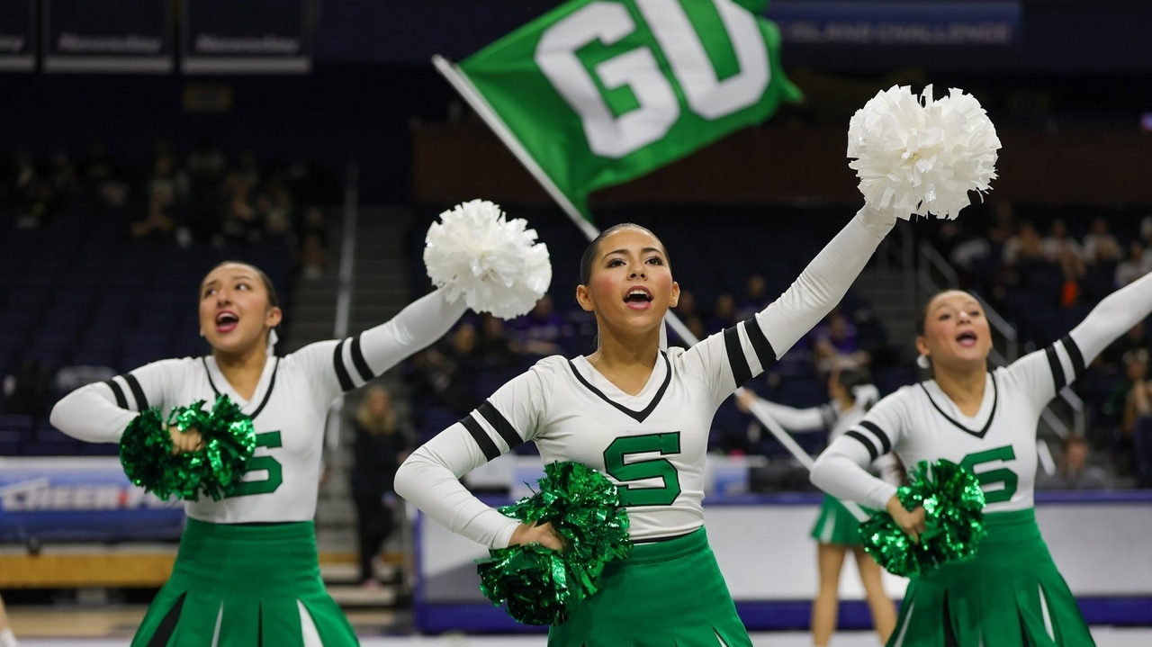 Newsday Cheer Fest 2026: Seaford - Newsday