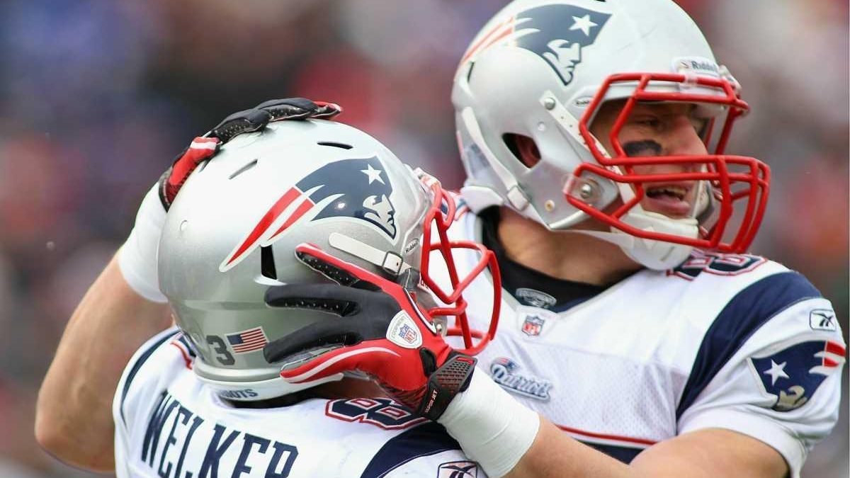 "Gronk" making his mark - Newsday