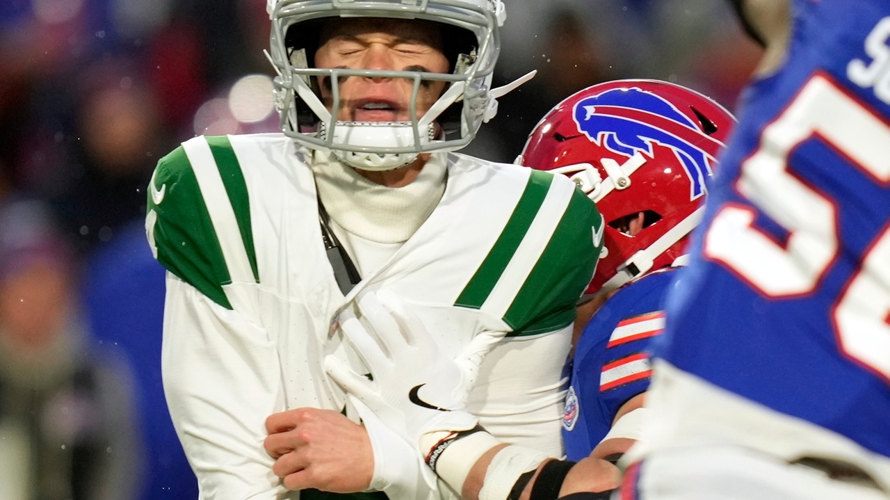 Jets' non-competitive loss in finale mirrors dreadful season - Newsday