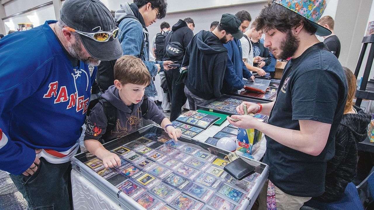 Long Island Trading Card Game Show expands to Nassau Coliseum - Newsday