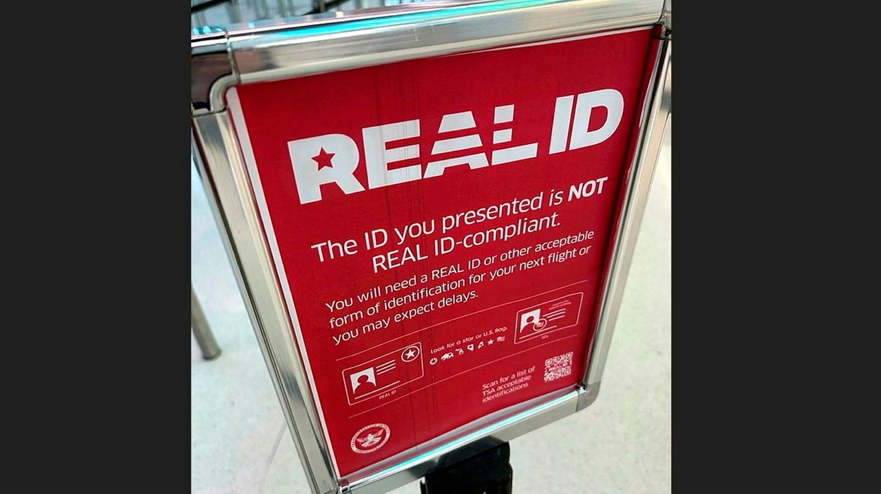 REAL ID deadline arrives; LaGuardia, MacArthur lines moving smoothly ...