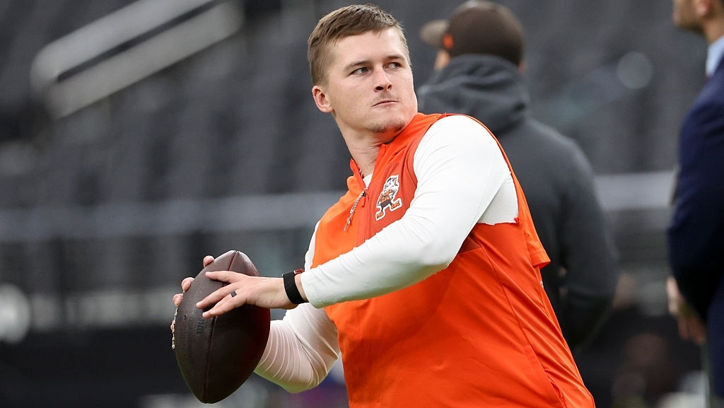 Jets sign QB Bailey Zappe to non-guaranteed one-year deal - Newsday