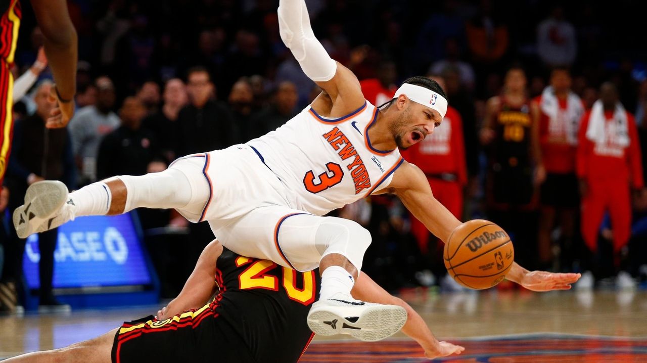Knicks' Josh Hart out with knee injury as Mitchell Robinson practices ...