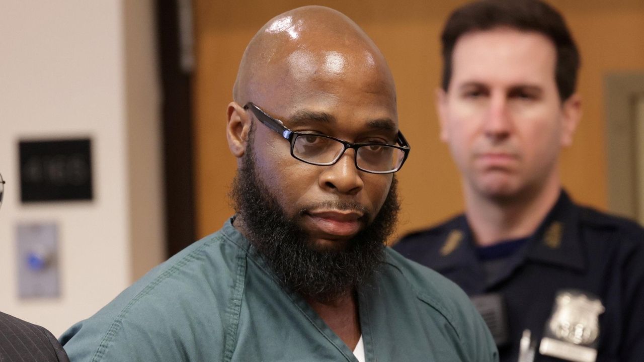 Suffolk judge, murder defendant Kason Parker, who pleaded guilty, lock ...