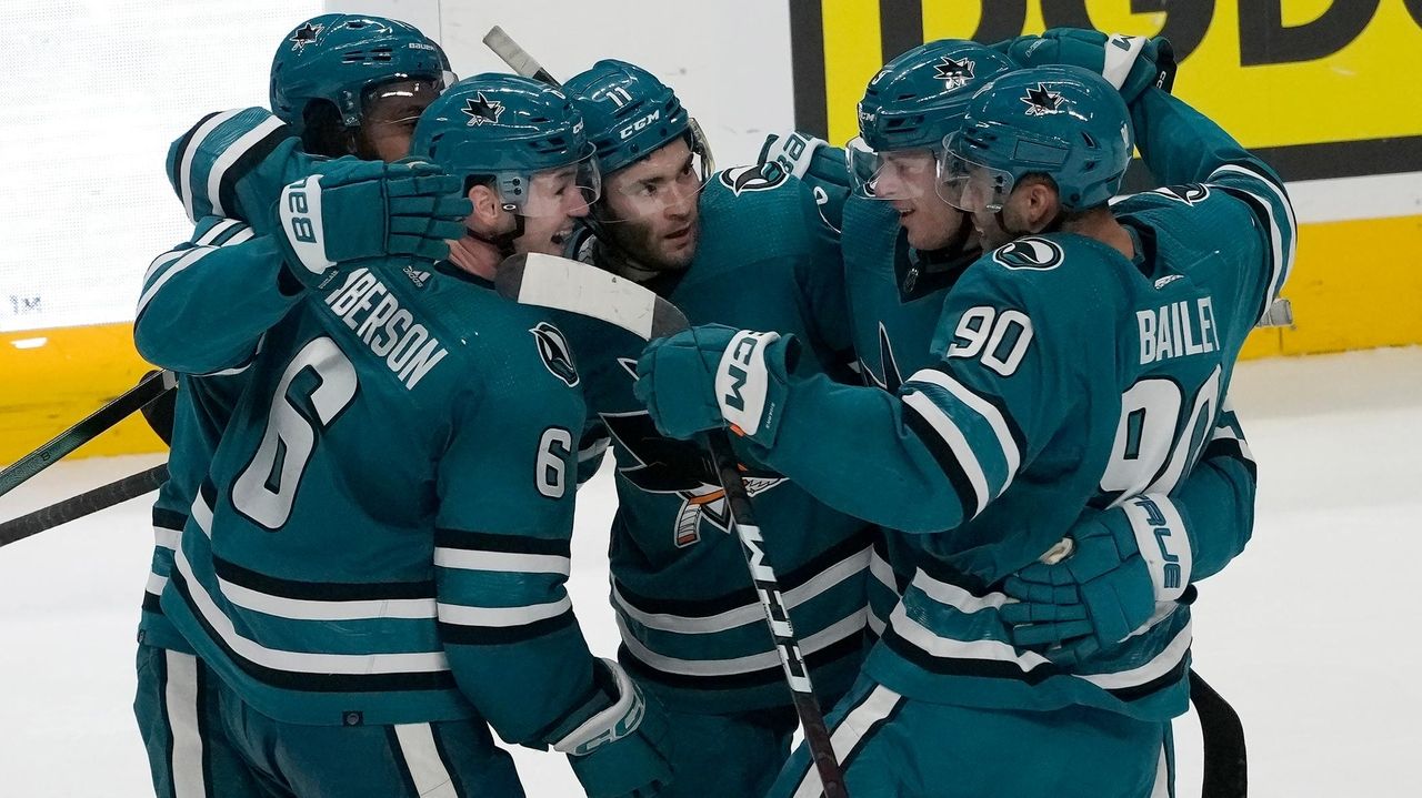 Luke Kunin scores go-ahead power play goal as Sharks beat Capitals 2-1 ...