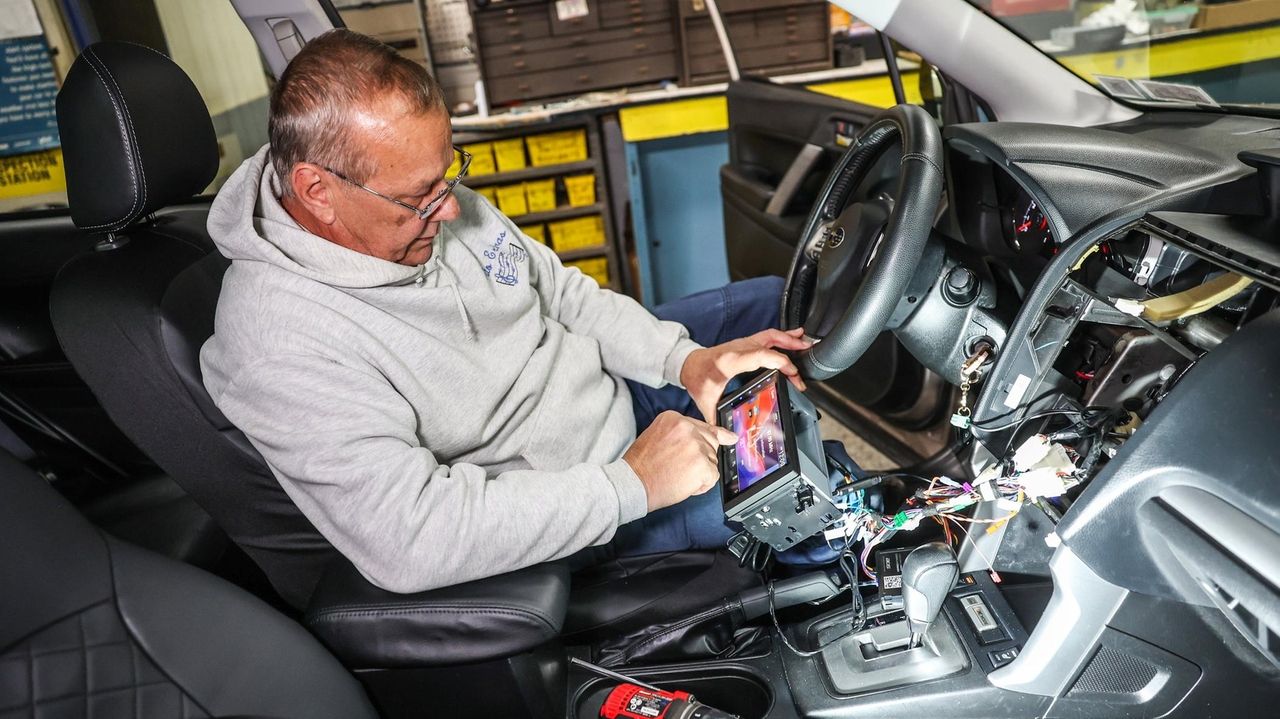 Vintage car specialist Auto Extras in Rocky Point closing - Newsday