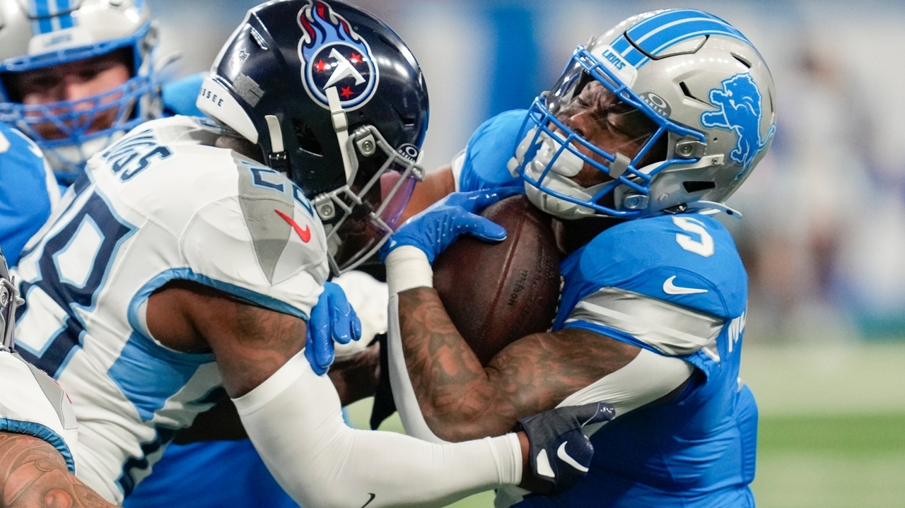 Titans center Lloyd Cushenberry, safety Quandre Diggs placed on injured ...