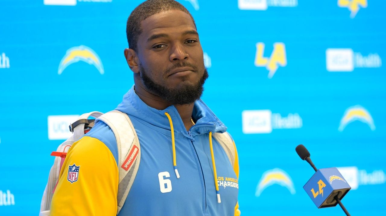 Chargers linebacker Denzel Perryman released from jail, investigation ...